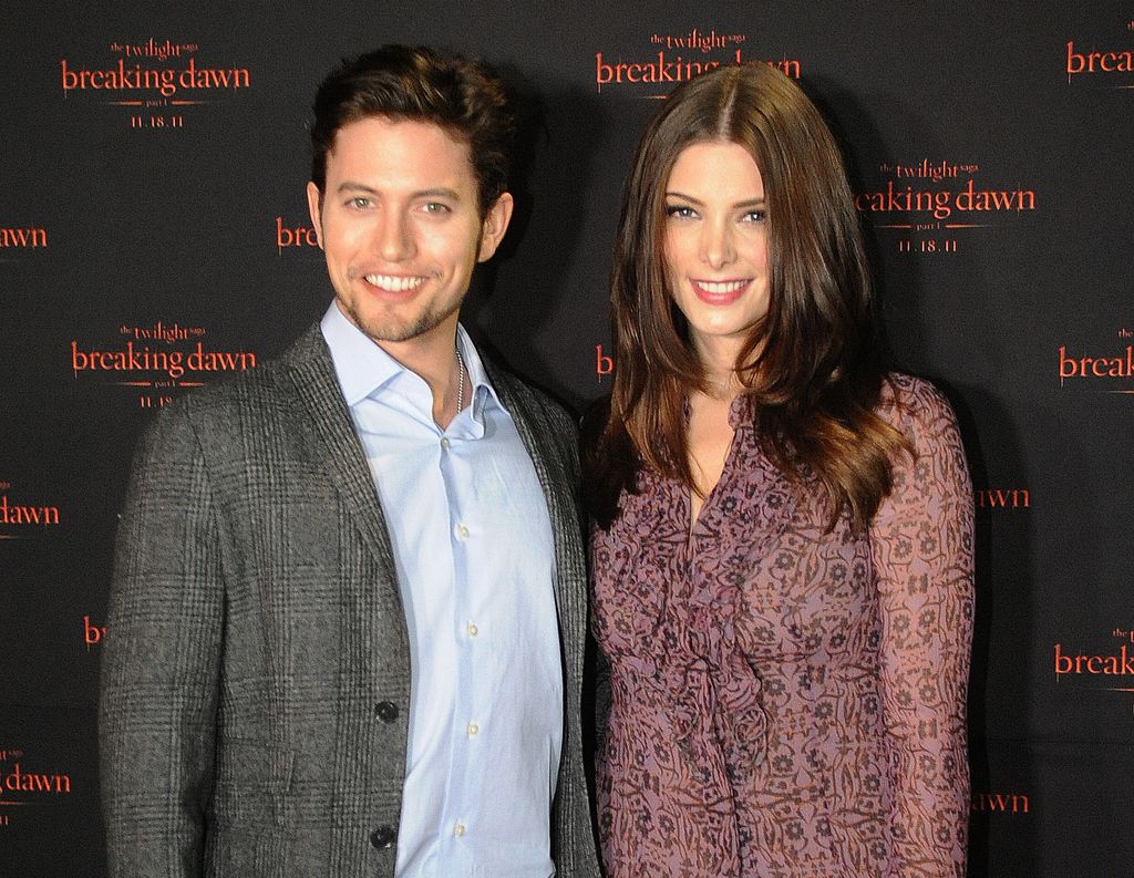 Jackson Rathbone E Kristen Stewart De Maos Dadas Gallery:Kristen