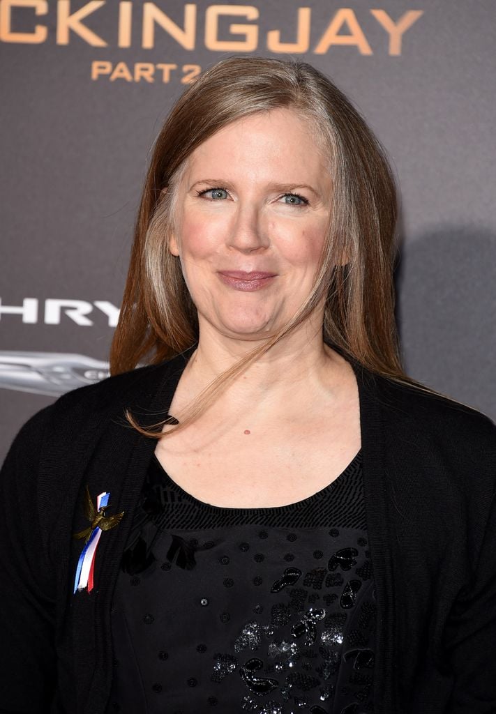 Suzanne Collins Familieportrett Suzanne Collins (All About The Author)