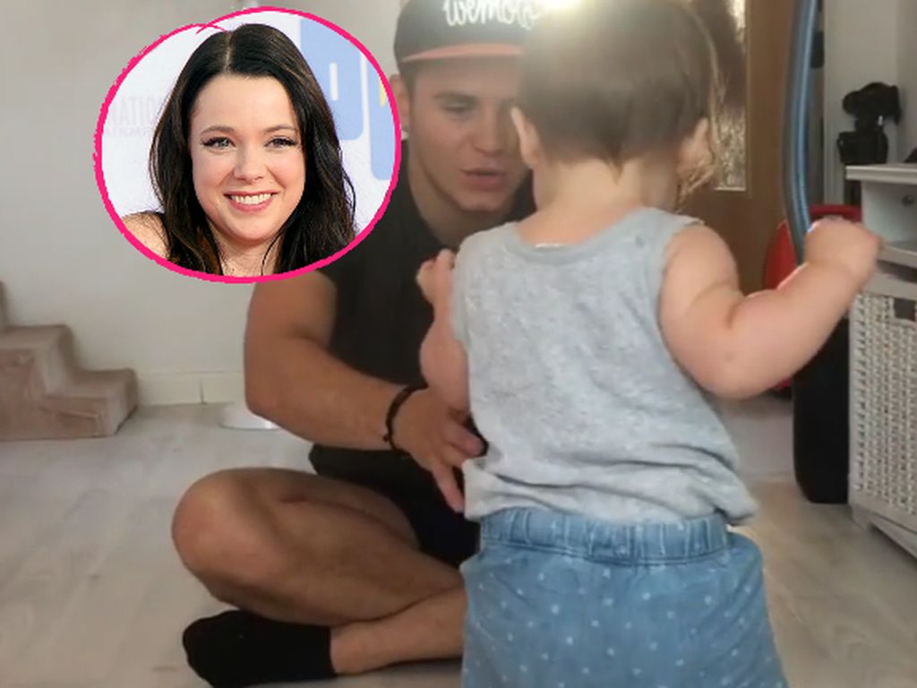 Mit 10 Monaten! Anne Wünsches Tochter kann schon laufen | Promiflash.de