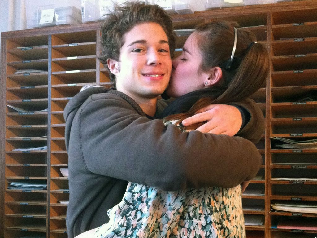 Jascha Rust: Liebeslied für seine Freundin! | Promiflash.de