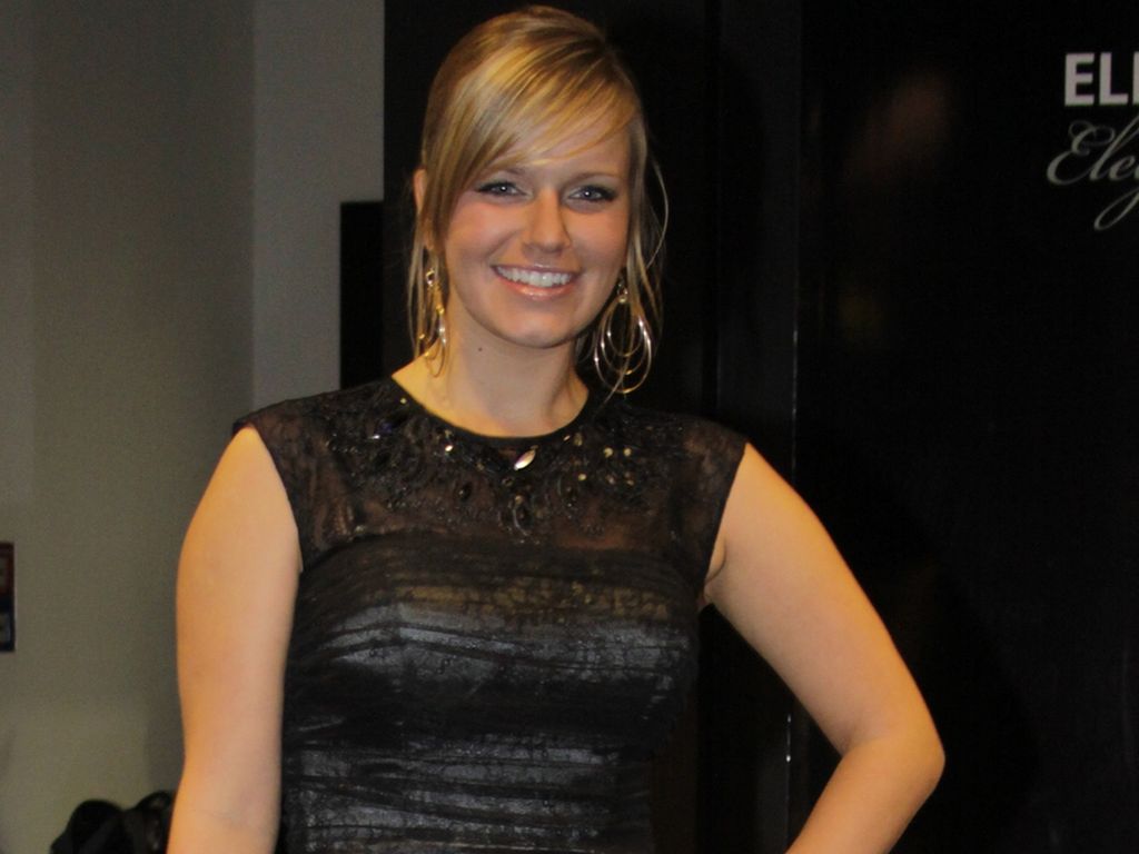 "Unter uns"-Marylu: So fit ist sie nach dem Unfall | Promiflash.de