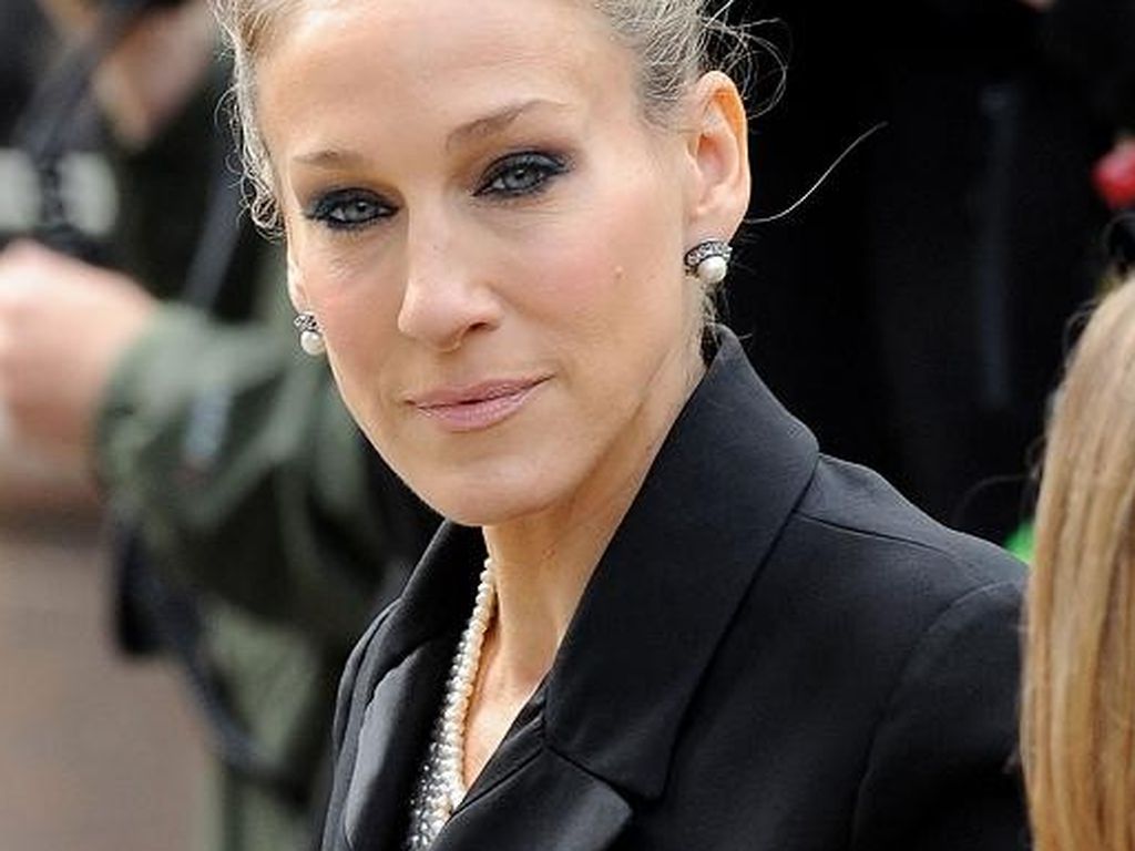 Sarah Jessica Parker bald in New Year's Eve | Promiflash.de
