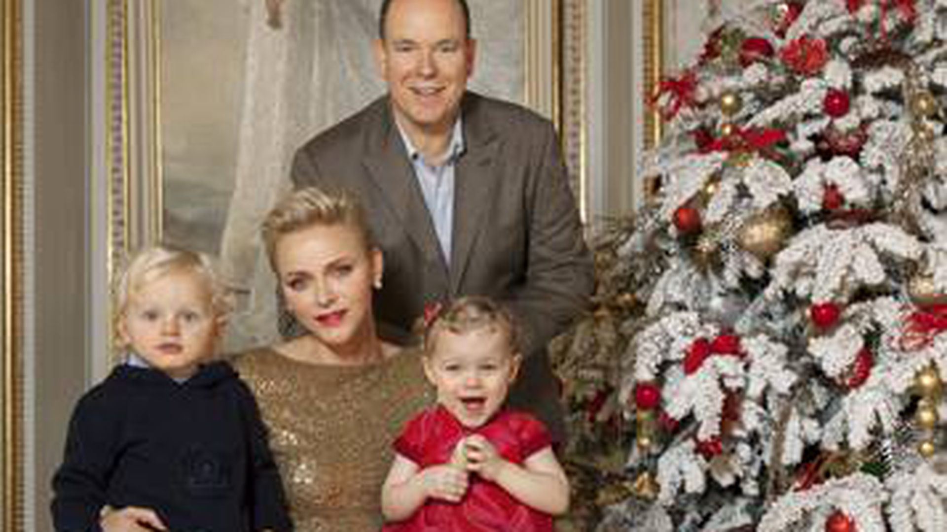 Süßeste Xmas-Grüße: Fürst Albert & Charlène mit den Kids! | Promiflash.de