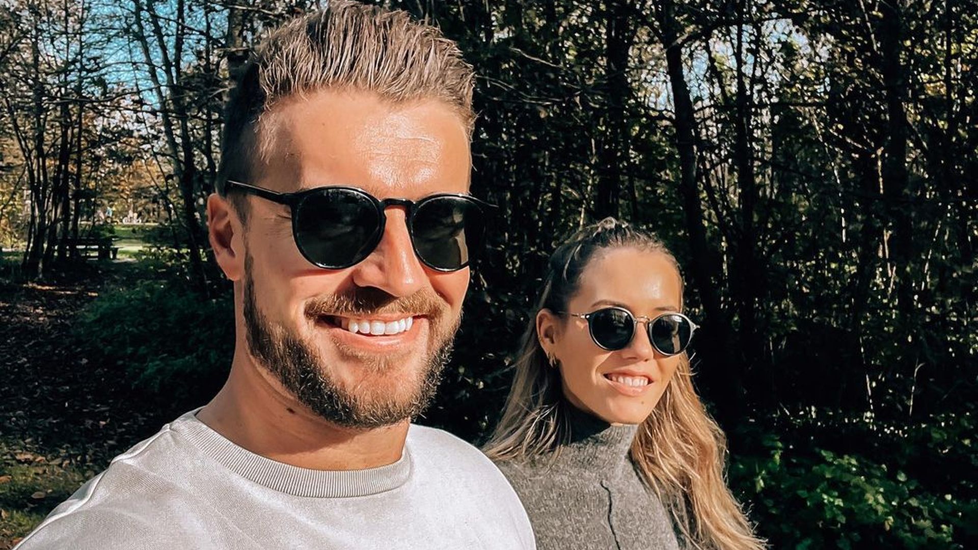 Alexander Hindersmann und Laura haben schon einen Babynamen!