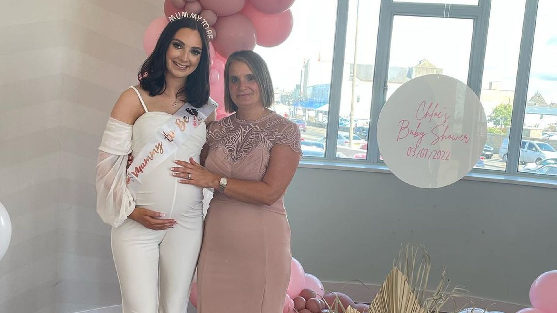 22 eigene Kinder: Sue Radford bekommt wieder einen Enkel