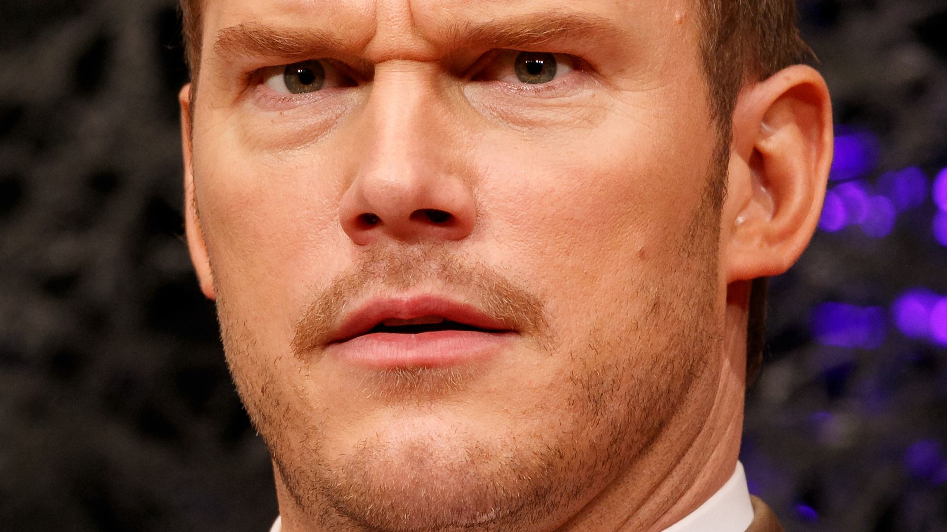 "Perverser Typ": Chris Pratt warnt vor Facebook-Fake-Profil ...