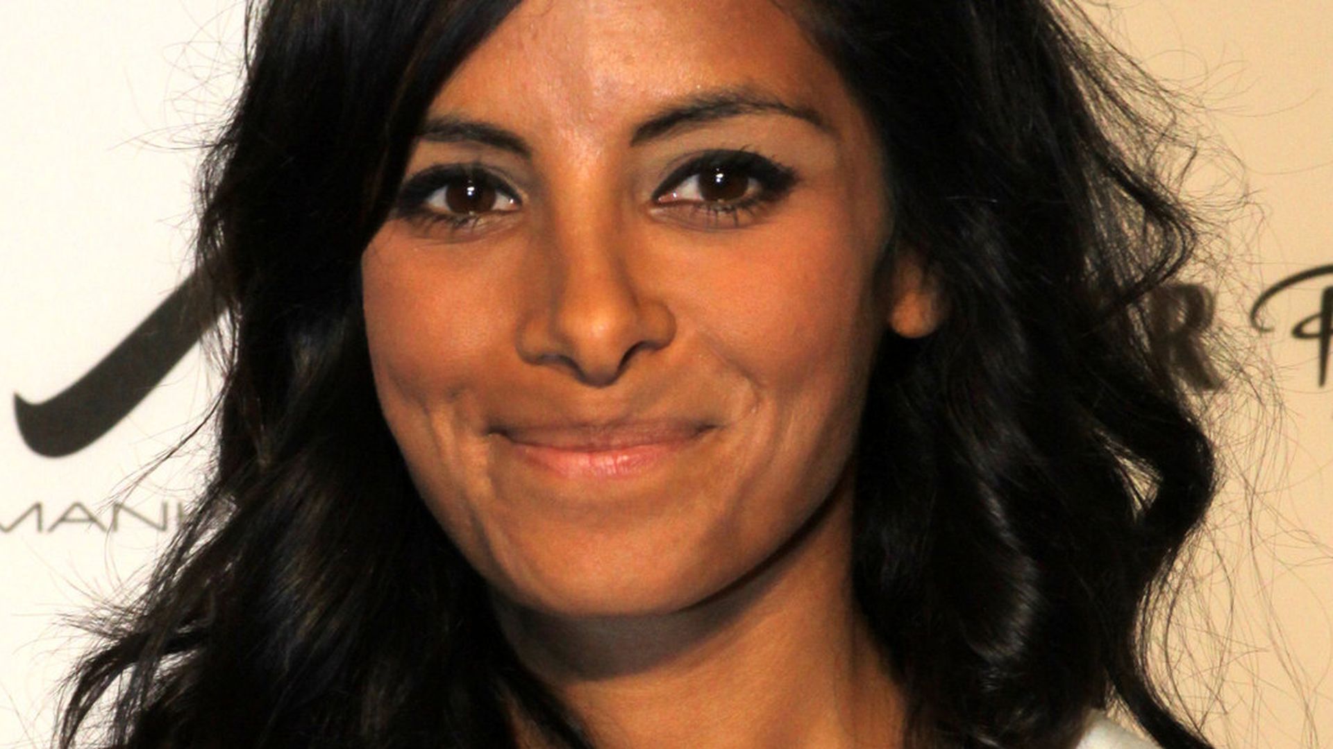 Collien Fernandes | Promiflash.de