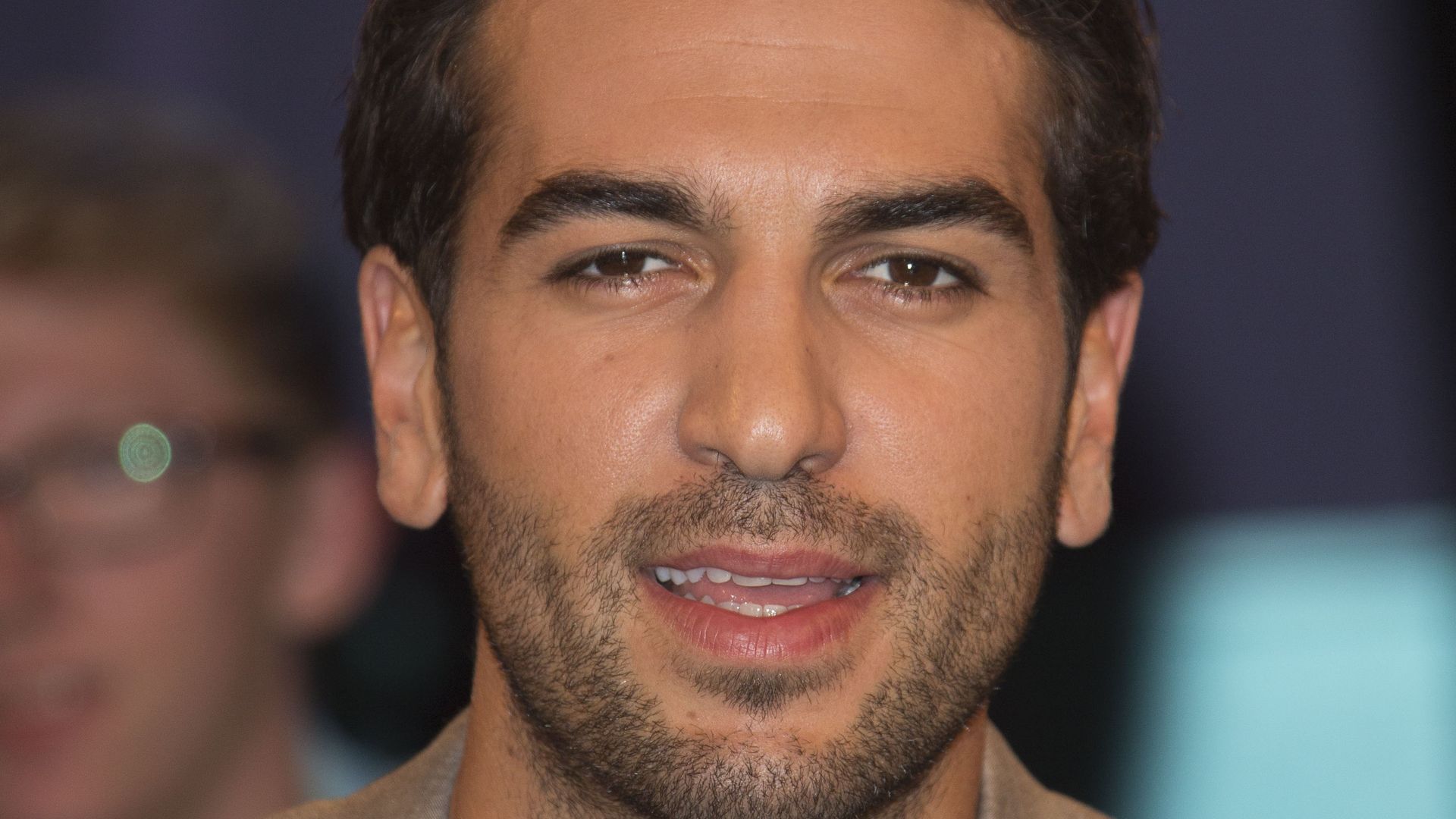 1 Million Zuschauer: Elyas M'Barek im Siegesrausch | Promiflash.de