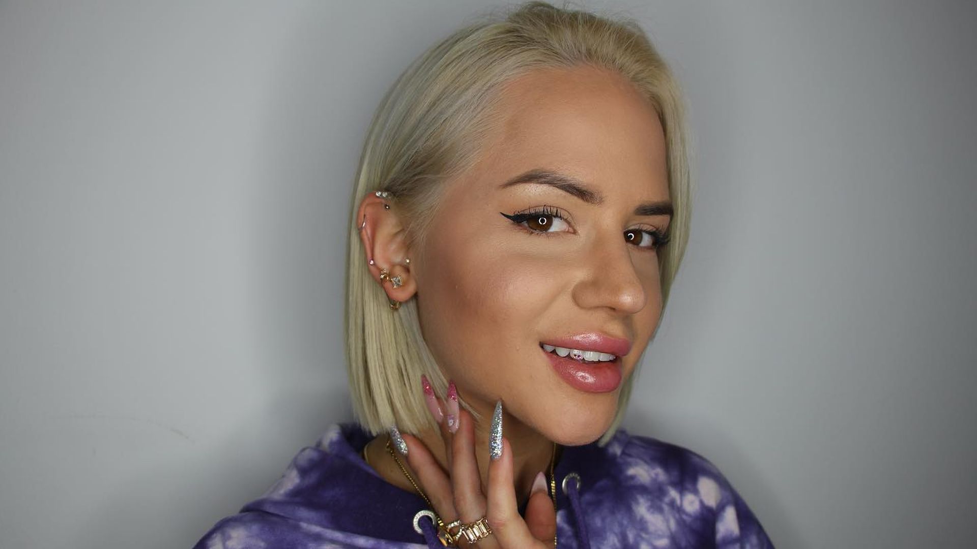 Laura Beckmann's Instagram, Twitter & Facebook on IDCrawl