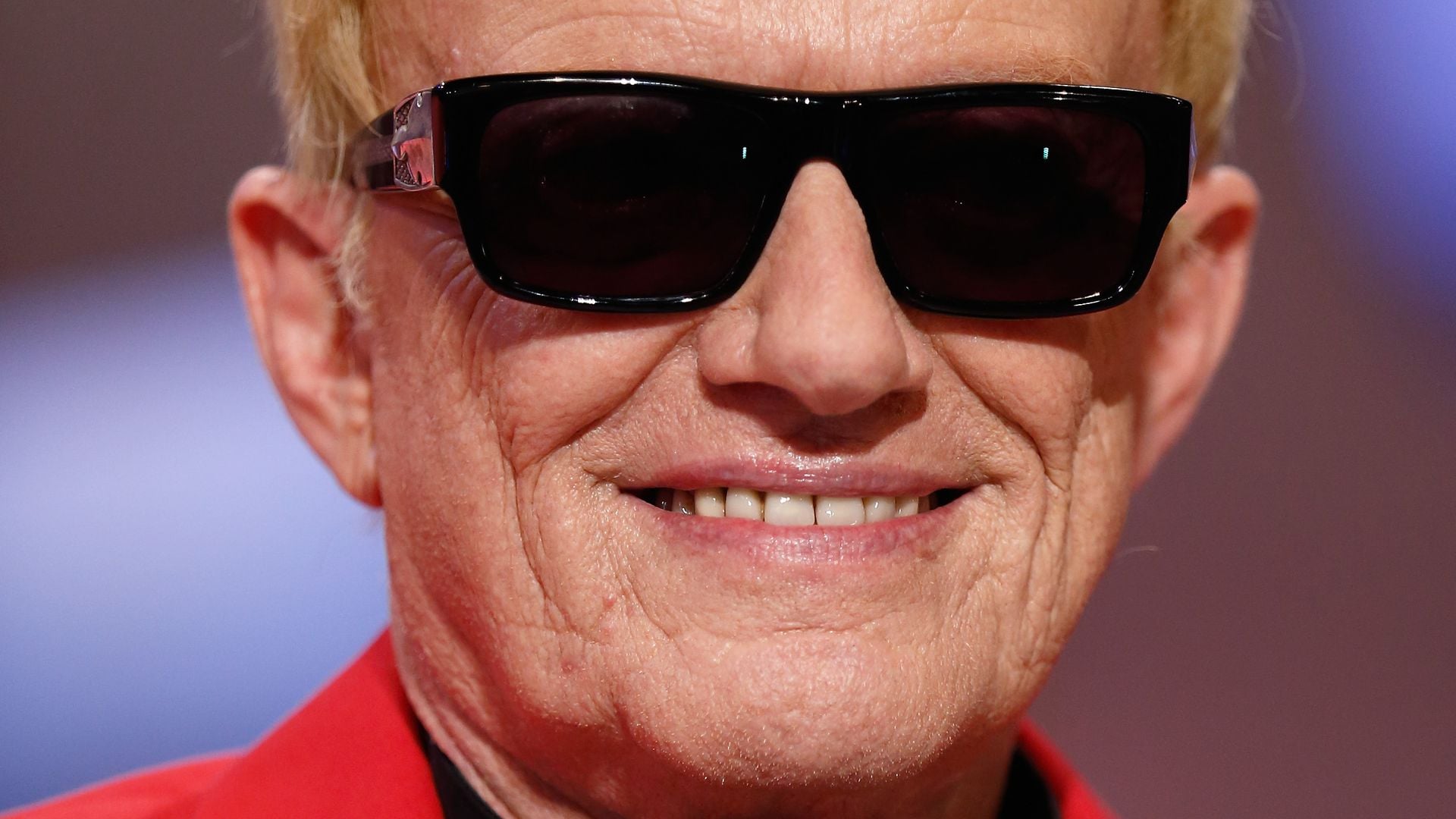 RTL-Jahresrückblick: Heino covert Bausa, Calvin Harris & Co ...