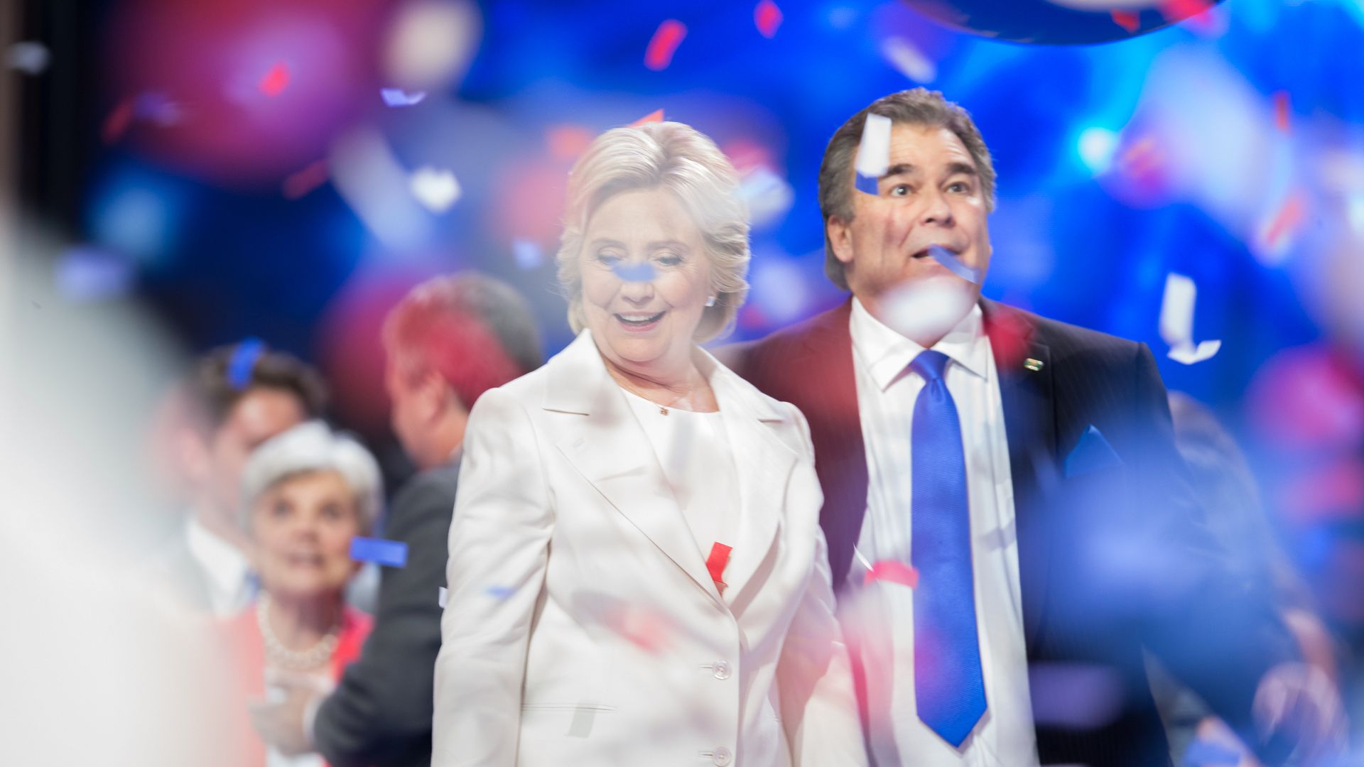 Ganz plötzlich: Hillary Clintons Bruder Tony ist gestorben | Promiflash.de