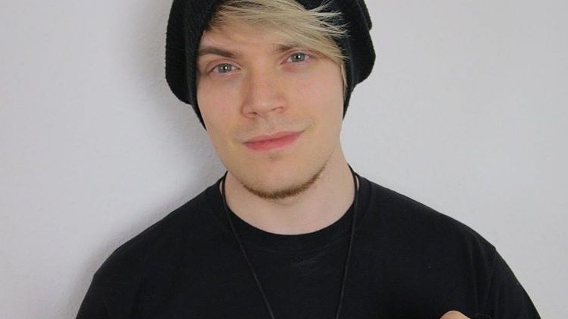 So hat alles angefangen: iBlalis allererstes YouTube-Video! | Promiflash.de