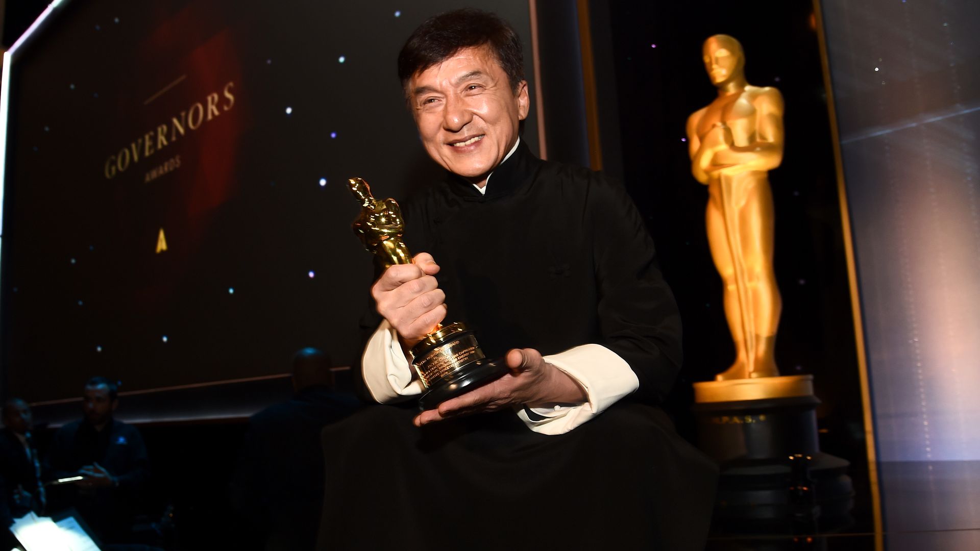 Nach 56 Jahren Karriere: Endlich ein Oscar für Jackie Chan! | Promiflash.de