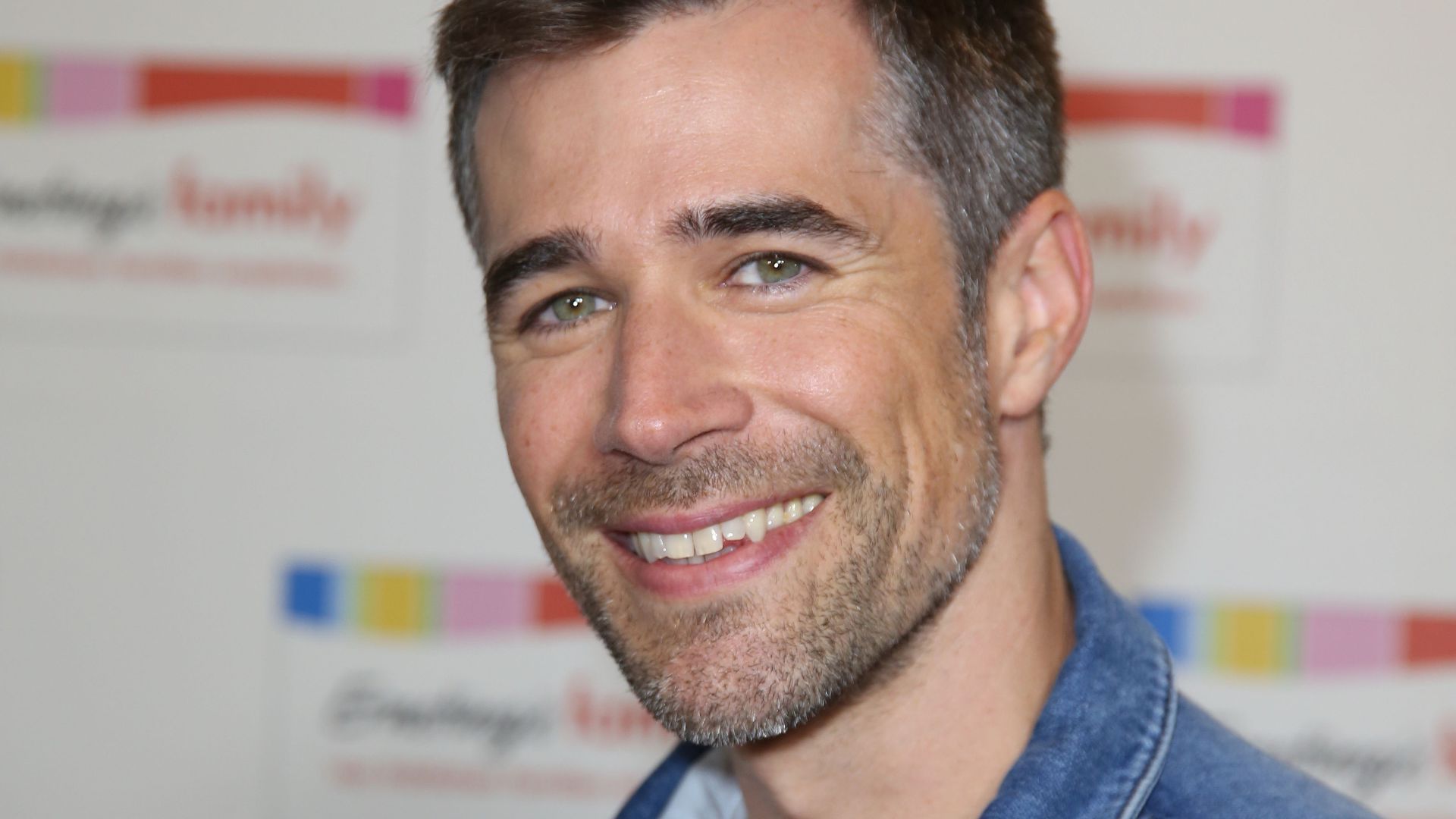 2,5 Jahre nach Aus: Für Fans ist Jo Weil immer noch VL-Olli | Promiflash.de