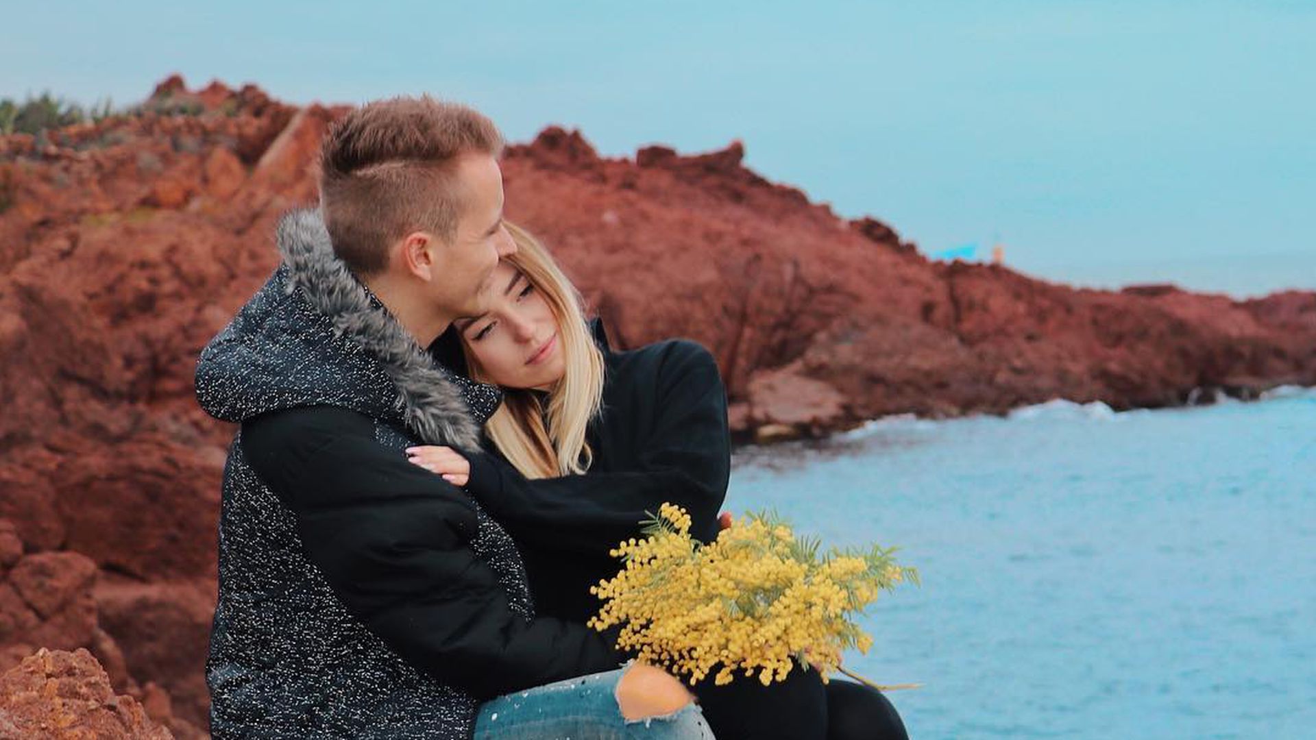 Schwangere Bibi Heinicke & Julian: Ihr Hochzeitstermin steht | Promiflash.de