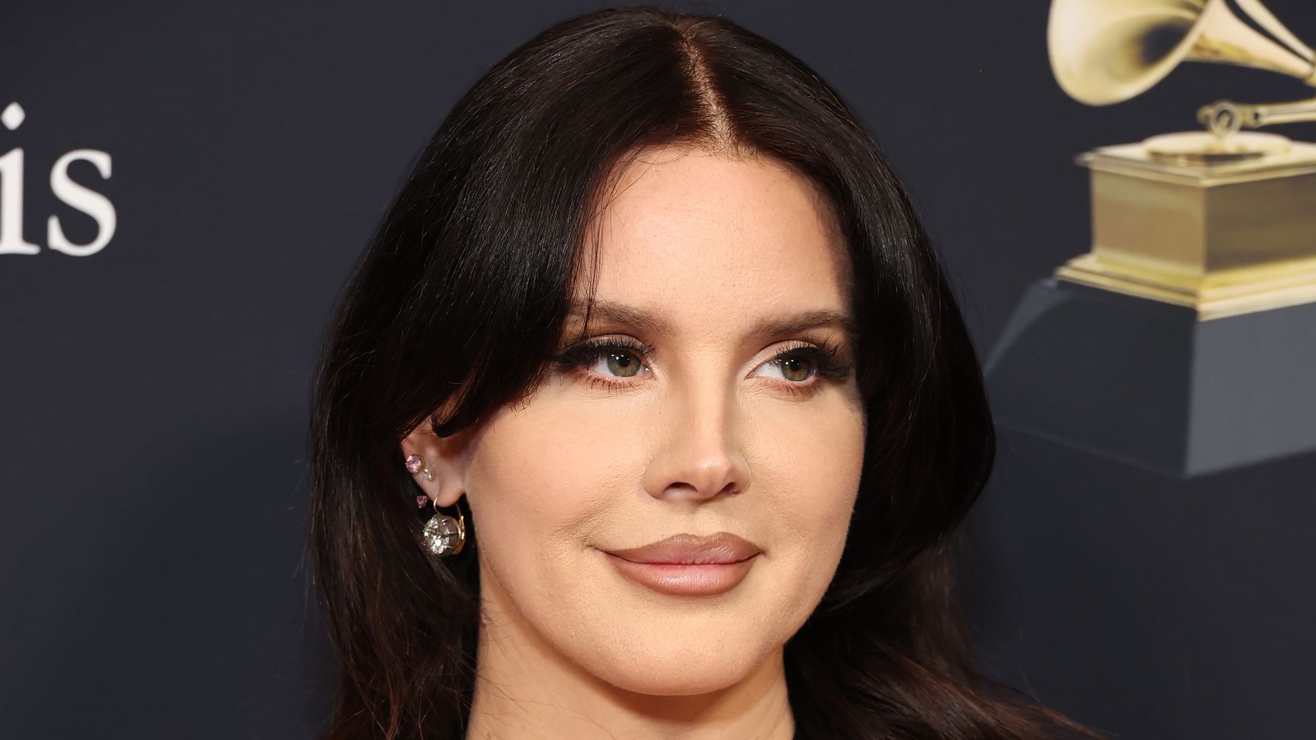 Lana Del Reys Freunde sind über ihre Blitzhochzeit "besorgt"
