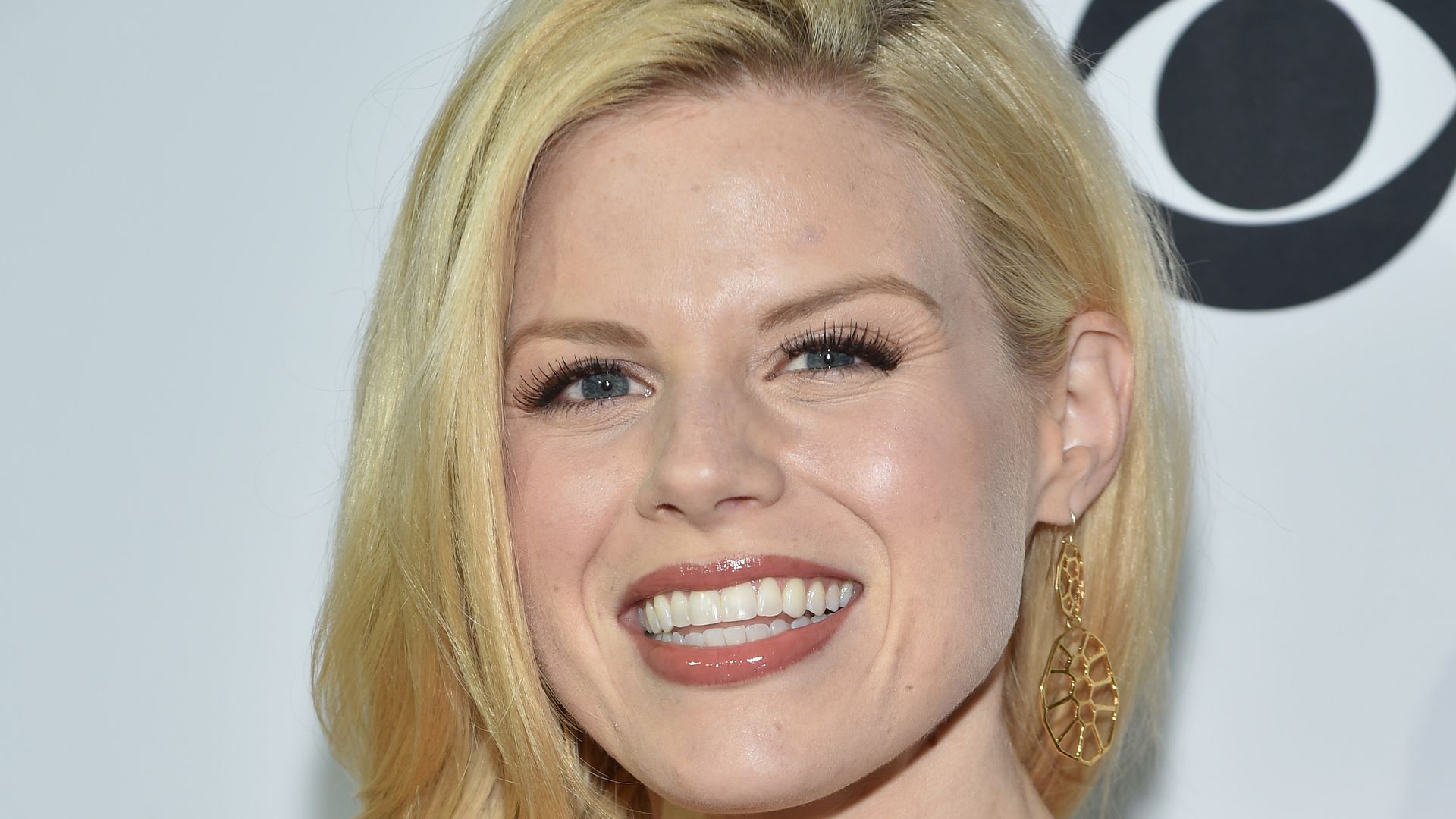 Ein Junge! "Smash"-Star Megan Hilty bekommt 2. Baby | Promiflash.de