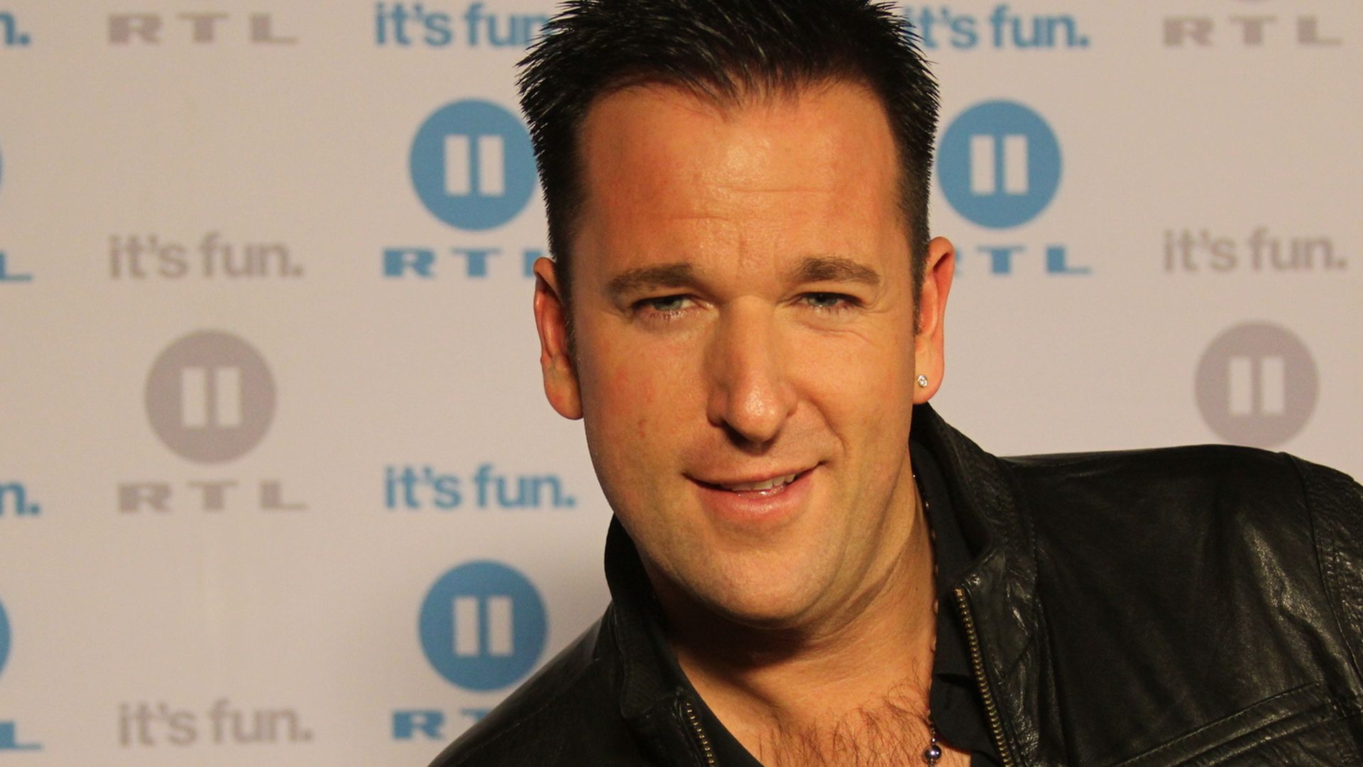 Deshalb hat Michael Wendler jetzt eine Disco | Promiflash.de