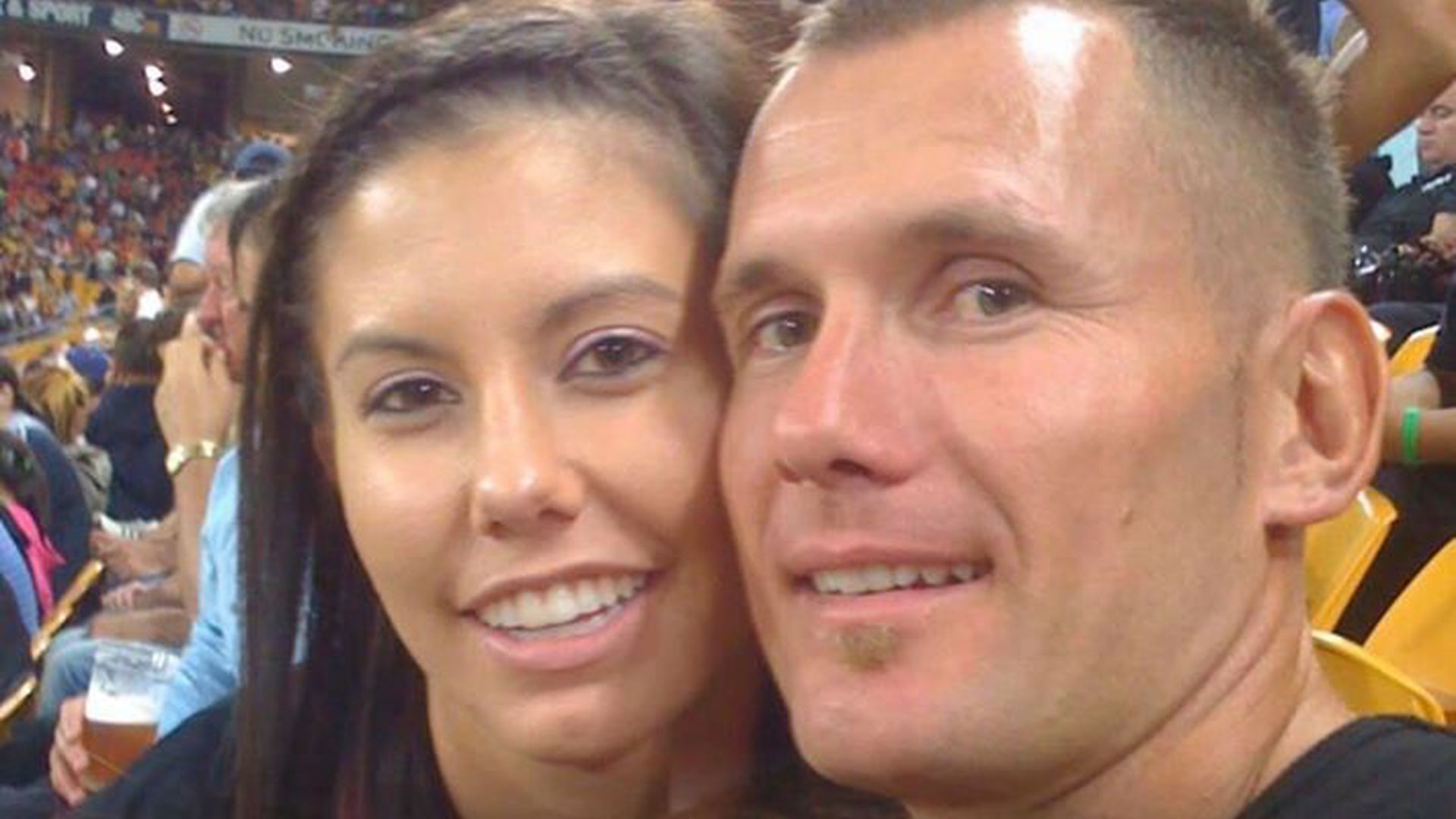 Tragödie: Ex-Rugby-Spieler zündete sich, Frau und Kinder an!