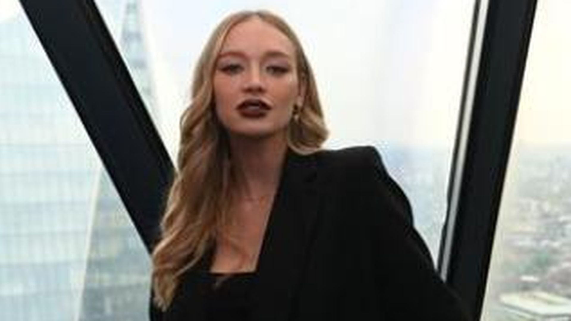 Nach Baby-News: Jack Whitehalls Freundin Roxy posiert happy