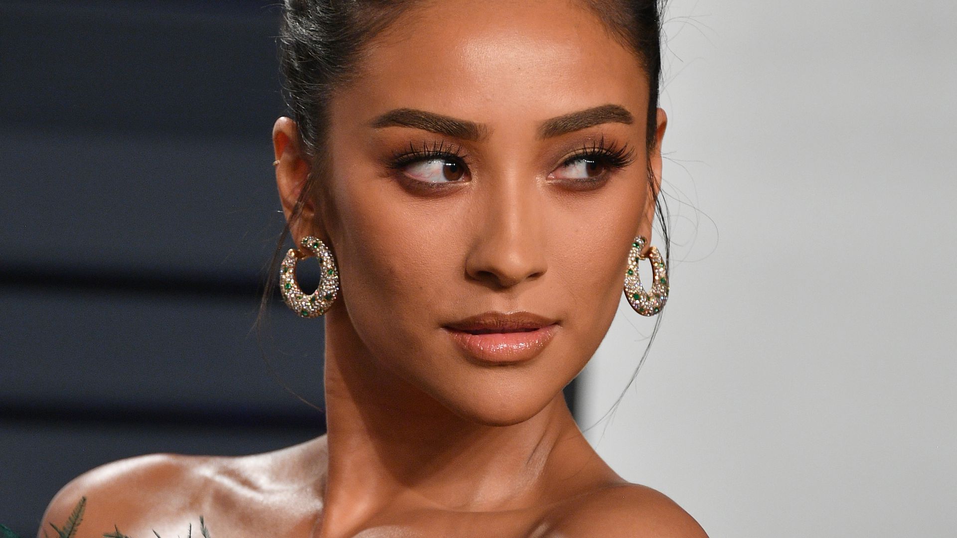 Sportskanone! So powert Shay Mitchell auch als Schwangere