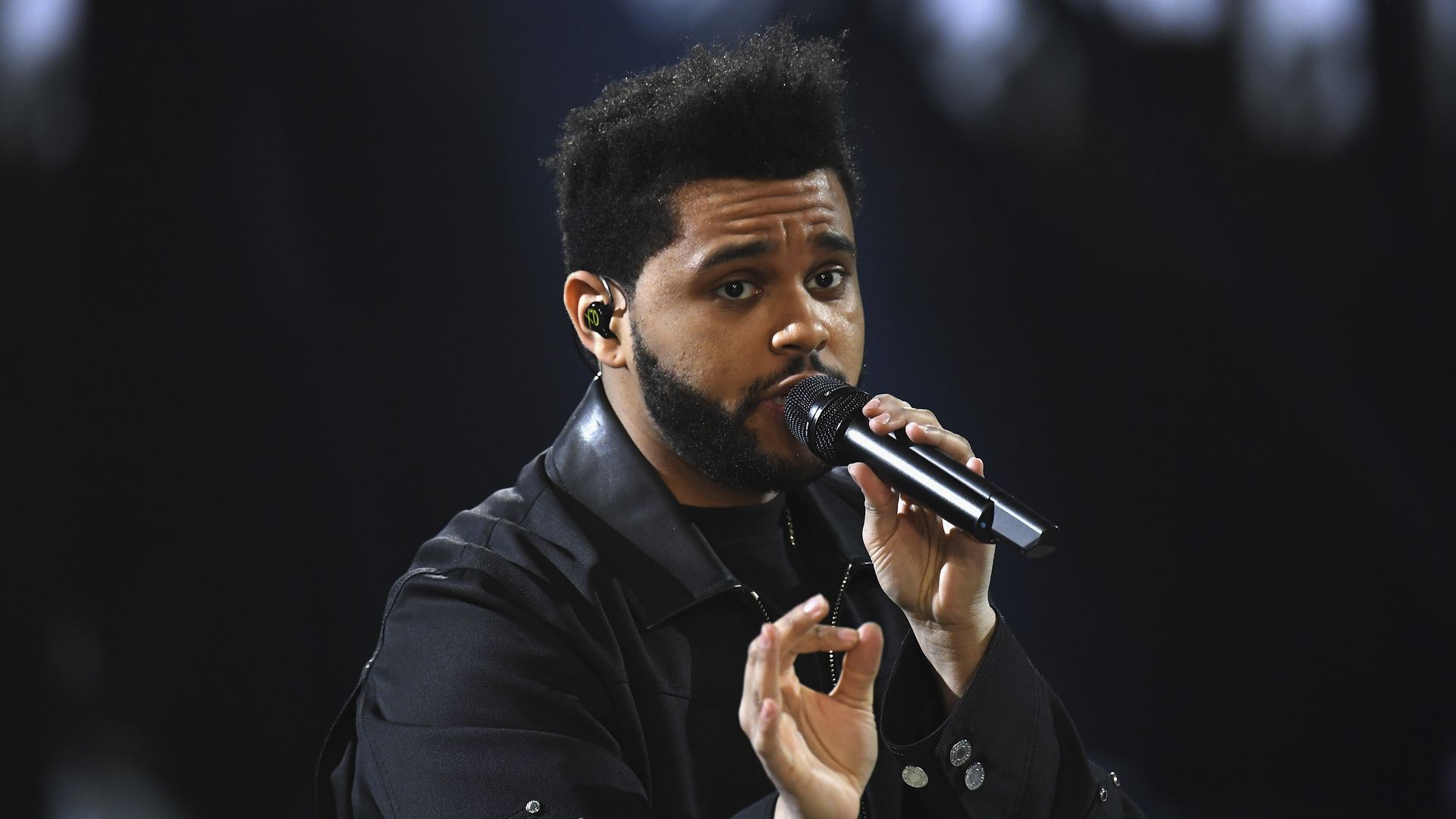 14 Jahre kein Kontakt! The Weeknds Dad fleht um 2. Chance | Promiflash.de