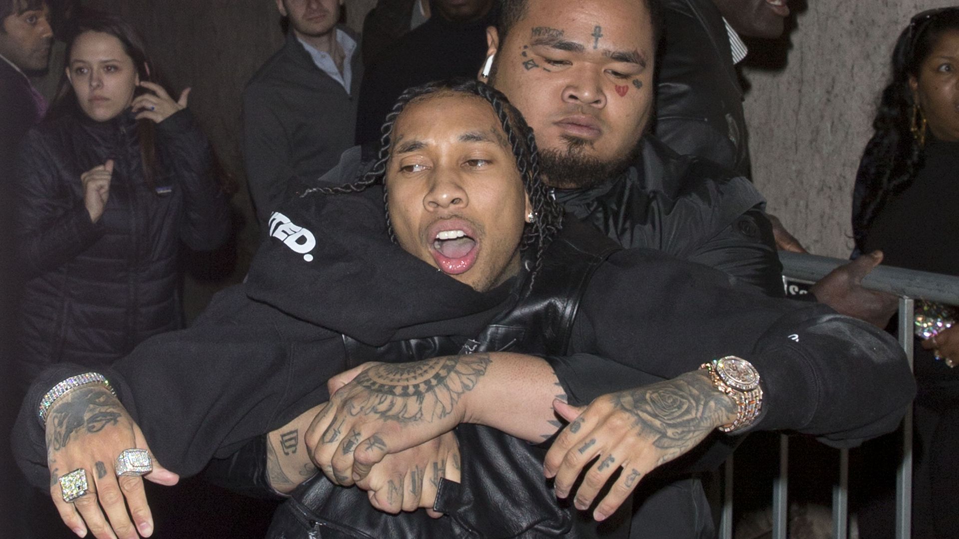 Er griff zur Waffe: Rapper Tyga in Club-Prügelei verwickelt | Promiflash.de