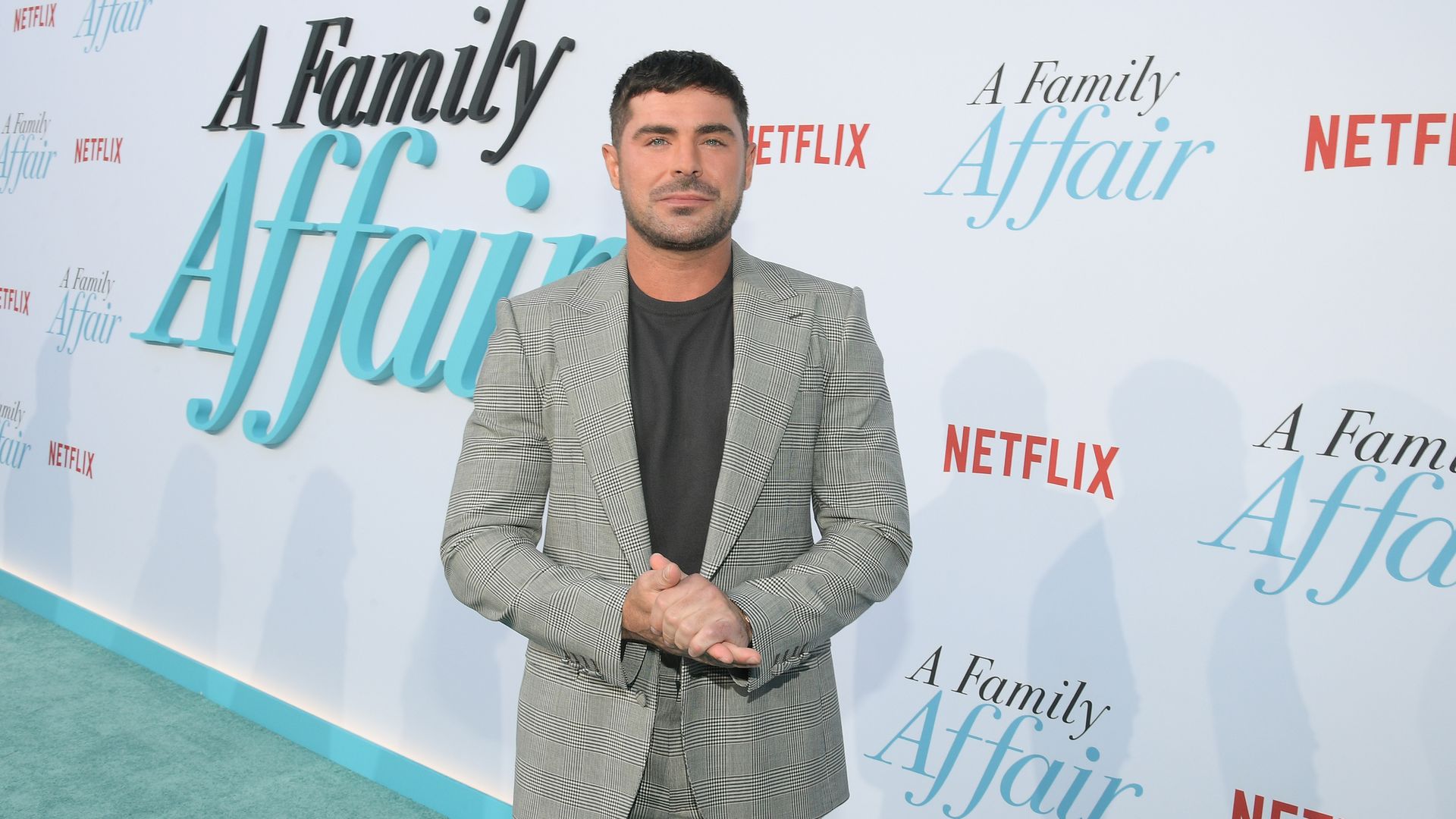 Doch schlimmer Unfall? Alle Infos zu Zac Efrons Ibiza-Drama