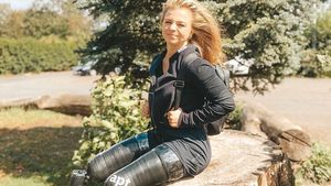 Ein Jahr ohne Beine: So geht's TikTok-Star Angie Berbuer | Promiflash.de