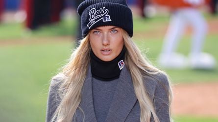 Überraschung: Alica Schmidt knutscht ihren Freund live im TV