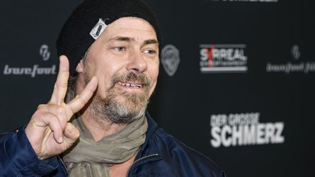 "Monster": Sven Martinek kämpft mit Fehlern als Frauenheld