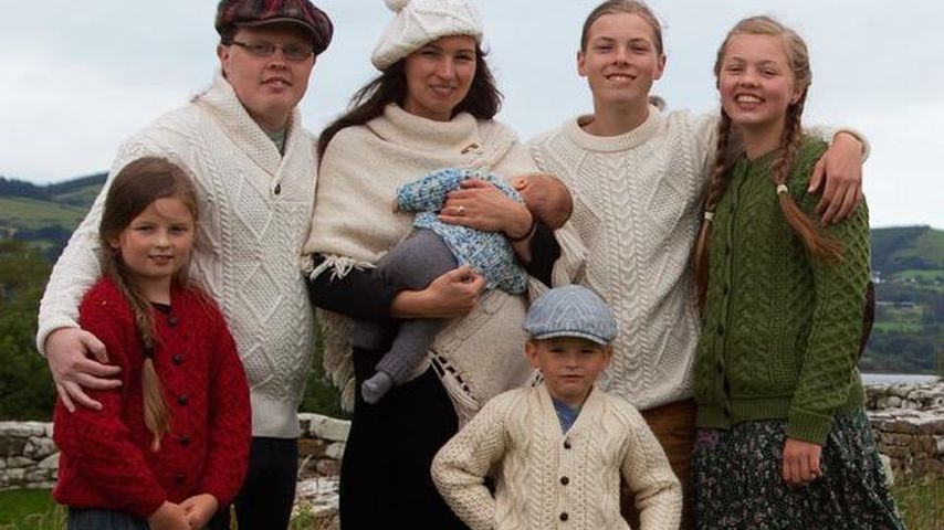 5 Kinder: Das ist Angelo Kellys süße, große Familie! | Promiflash.de