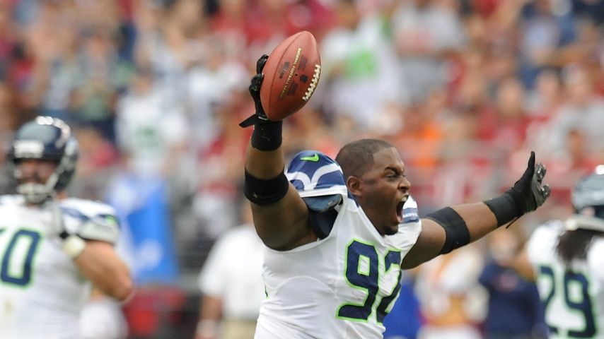 Seltene Krankheit: NFL-Star trauert um 7 Wochen alte Tochter ...