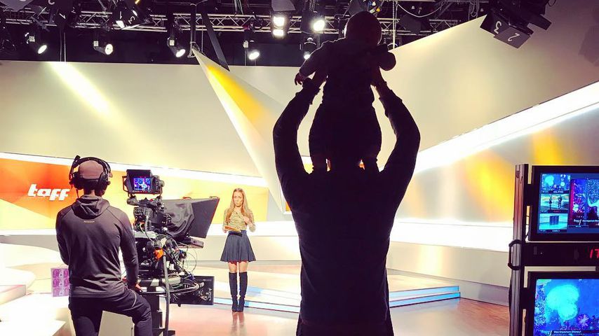 Baby & Wayne: Annemarie Carpendales süßer Support am TV-Set | Promiflash.de