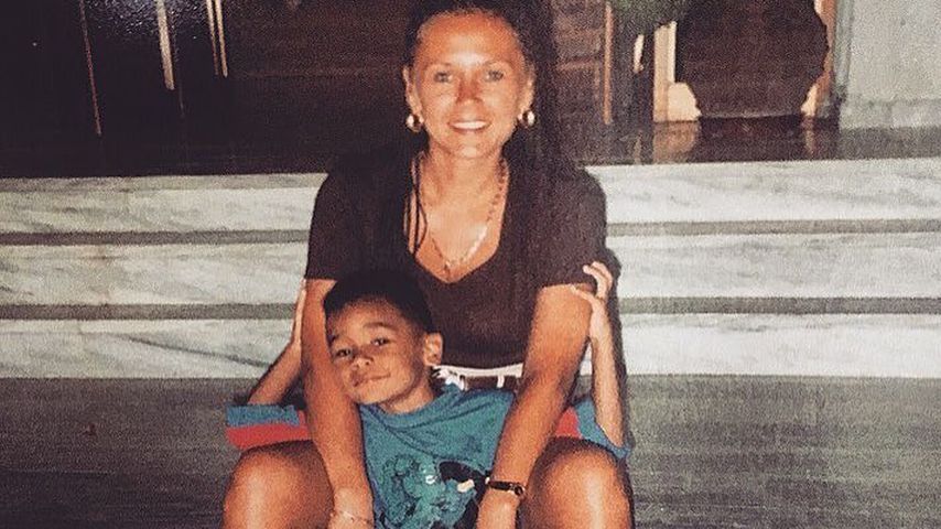 Dominic Harrison: Süße Liebeserklärung an seine Mami! | Promiflash.de