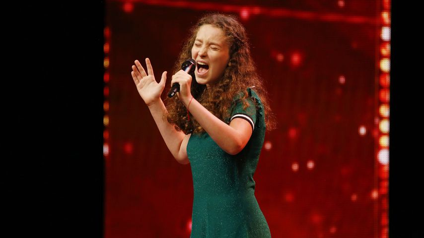 Beim Supertalent: Emmie Lee begeistert mit Anti-Mobbing-Song ...