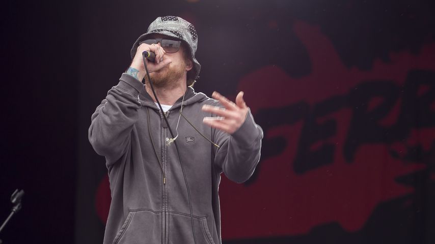 Aus dem Nichts: Ferris MC steigt bei Deichkind aus! | Promiflash.de