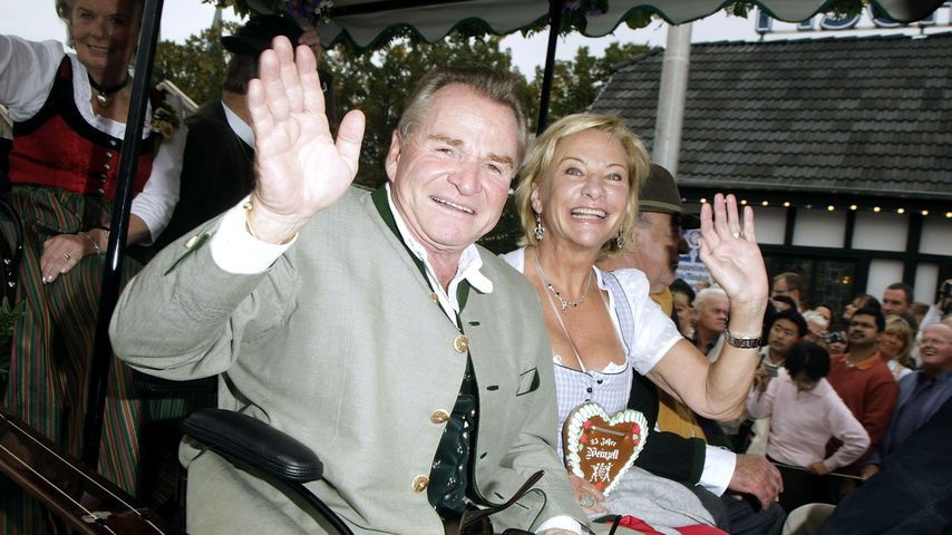 Fritz Weppers Frau Angela erlitt Hirnblutung nach Sturz | Promiflash.de