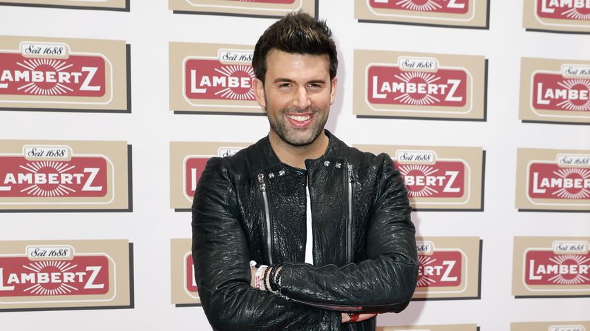 Ganz schön eitel: Jay Khan gesteht Haartransplantation | Promiflash.de