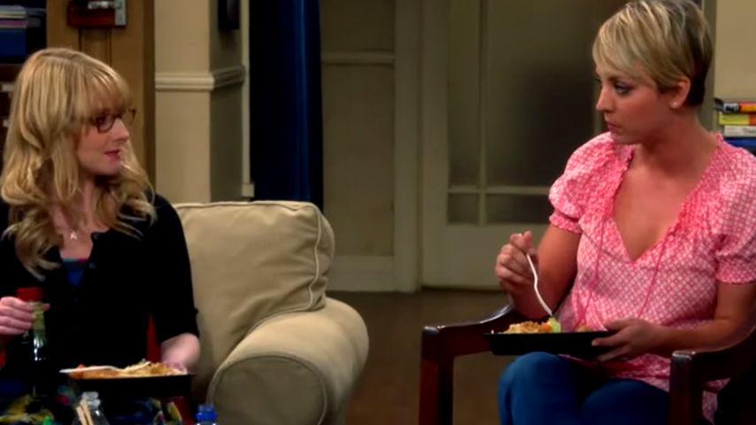 TBBT: Kaley Cuoco spielt gerne das naive Blondchen | Promiflash.de