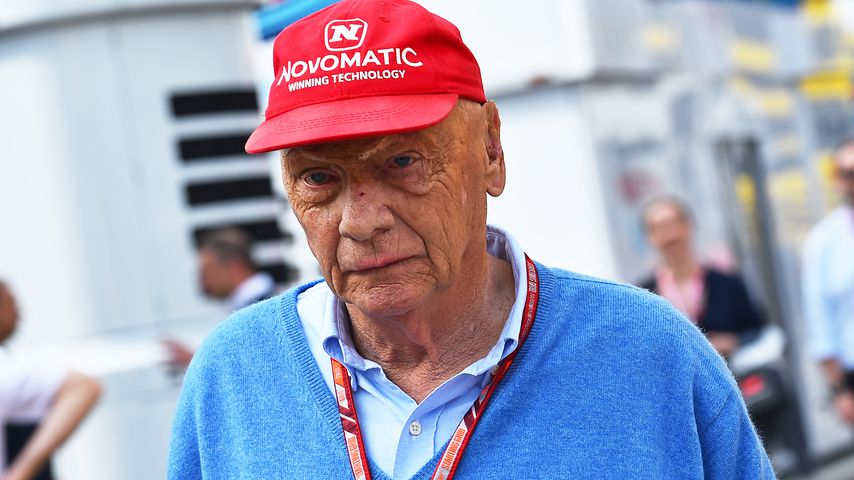 Nach Lungen-OP: Niki Lauda musste Schlucken neu lernen | Promiflash.de