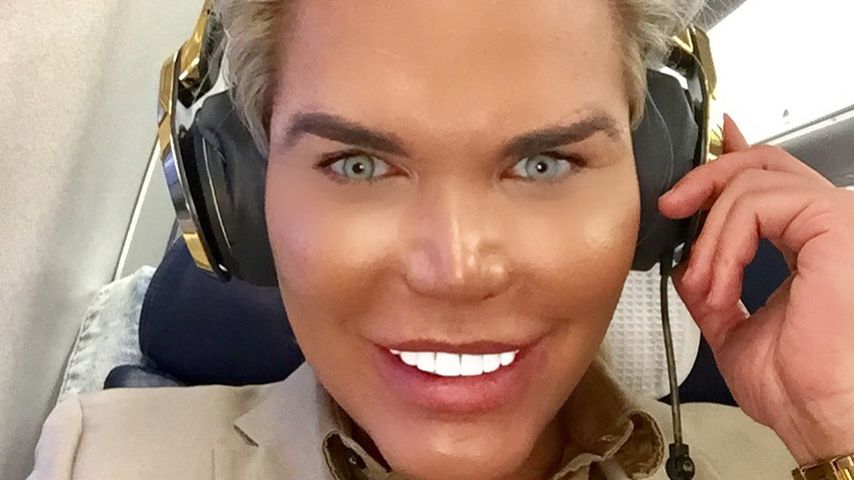 Horror-Nacht: "Real-Life-Ken" Rodrigo Alves wurde beraubt | Promiflash.de
