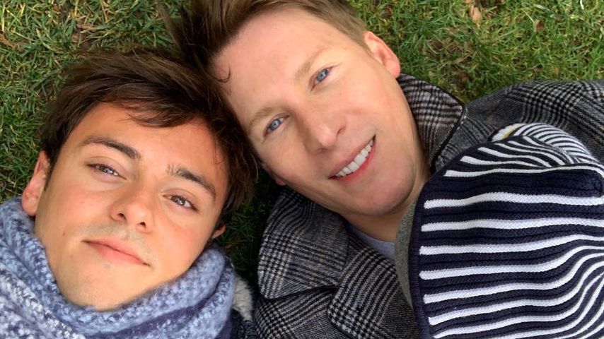 "Er ist der Beste!": Tom Daley teilt seltenes Söhnchen-Foto | Promiflash.de