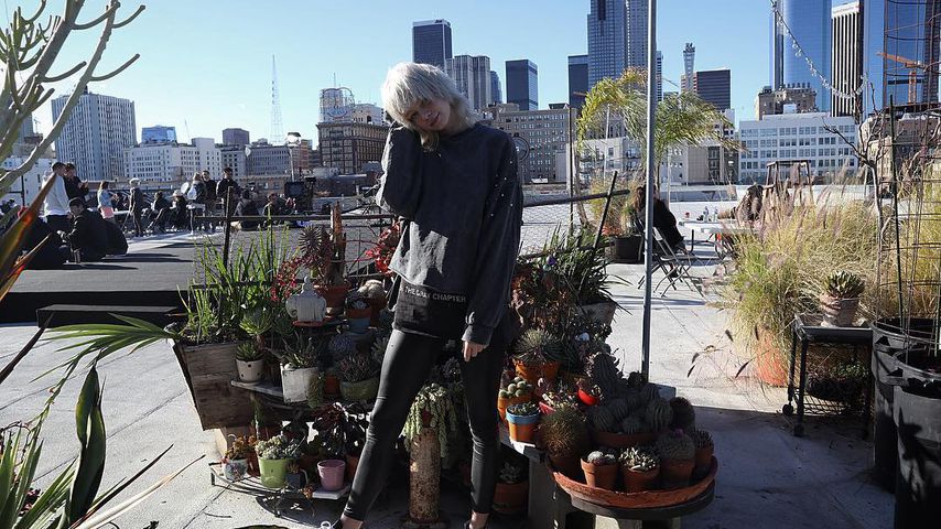 GNTM-Zoe verrät: Ist sie wieder mit Victoria befreundet? | Promiflash.de