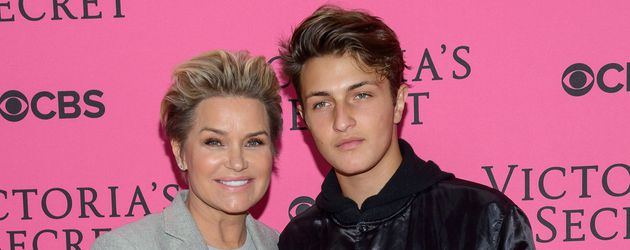 Krasse Model-Family: Anwar Hadid neues "Hugo Boss"-Gesicht! | Promiflash.de