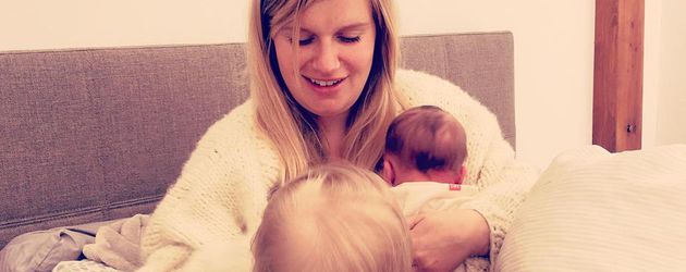 Nach Geburt: Ex-UU-Star Marylu Poolman führt ihr Baby aus | Promiflash.de